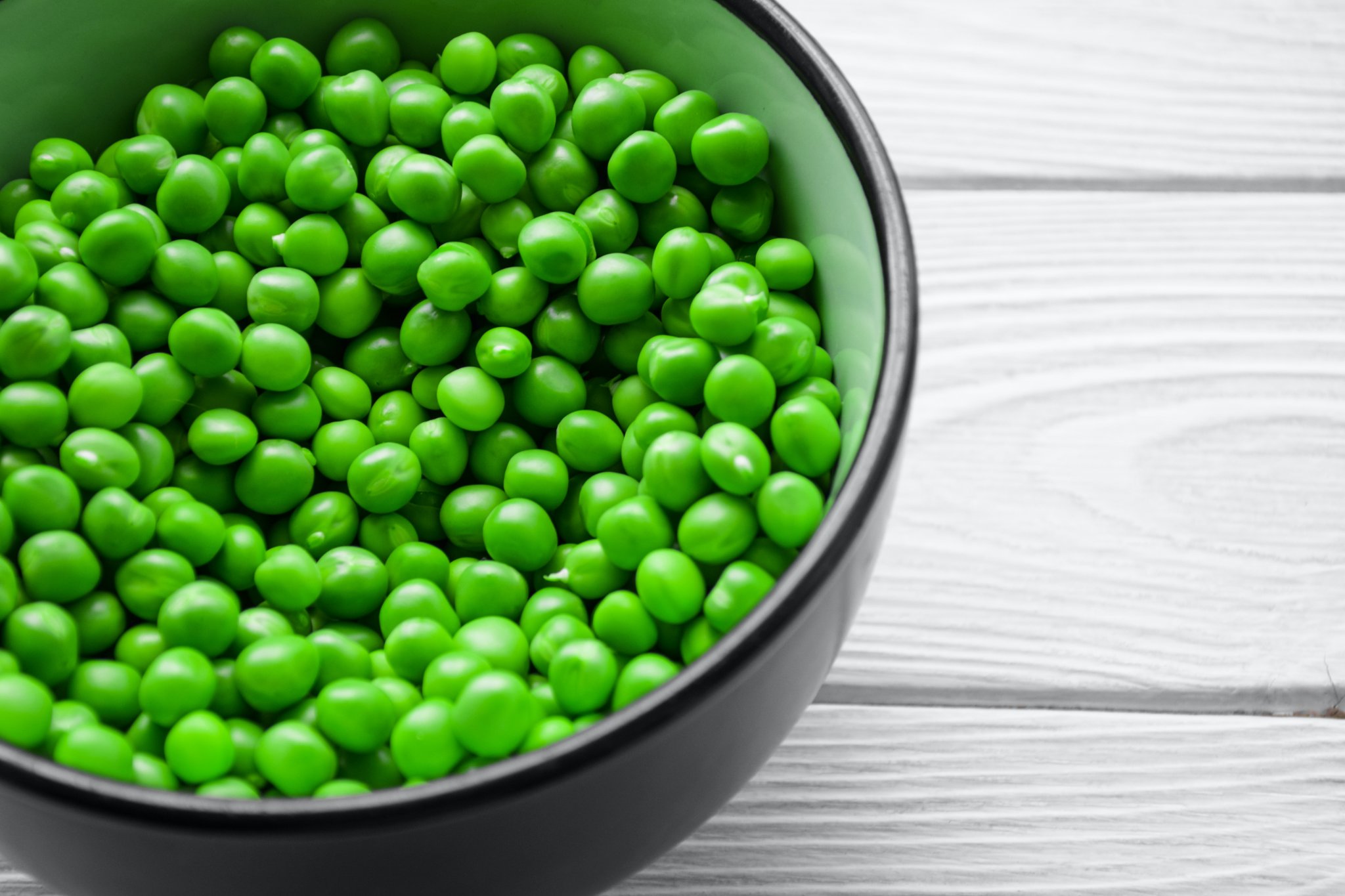 6 Best Substitutes for Peas - Superb Salt