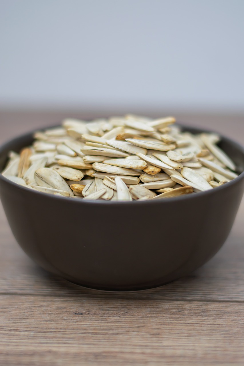 8 Best Substitutes for Sesame Seeds - Superb Salt